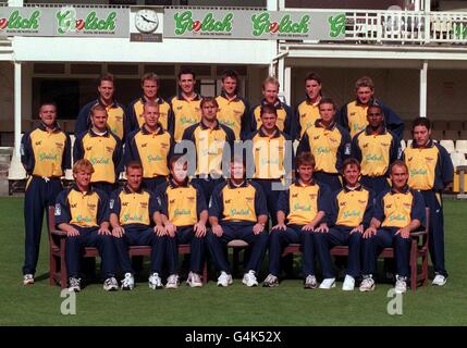 The 1999 Hampshire County Cricket Team. * Back Row: (l-r) Matt Keech ...