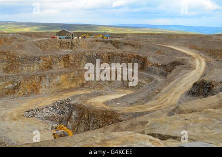 The Coldstones Quarry Yorkshire Dales Stock Photo - Alamy