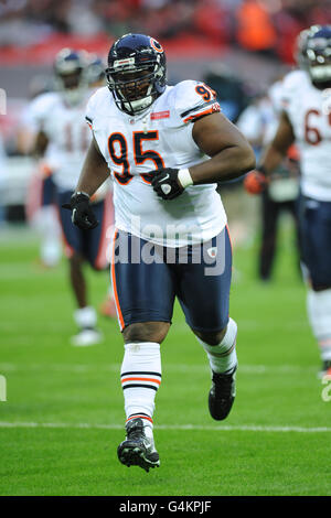 Tampa Bay Buccaneers nose tackle Haggai Ndubuisi (60) works against a ...