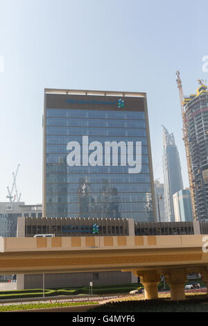 standard chartered bank dubai uae logo Stock Photo - Alamy