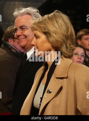 Everton Chairman Bill Kenwright with his partner Jenny Seagrove ...