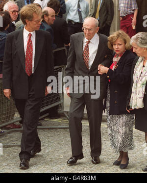 Nigel Dando, brother of Jill Dando outside the Old Bailey in London ...
