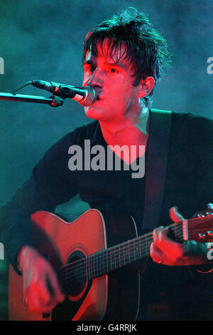 Longpigs at Heaven. Crispin Hunt, lead singer of the rock group the ...