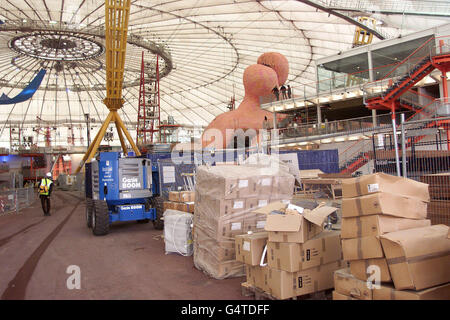 Interior construction of the Millennium Dome, Greenwich, London, UK ...