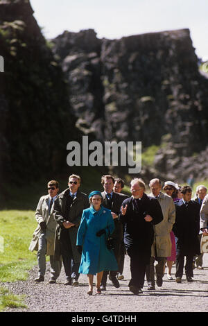 VIGDIS FINNBOGADOTTIR President of Iceland in costume 1981 Stock Photo ...