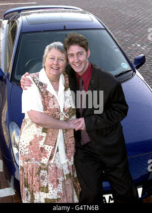 Lottery Big Draw 2000 winner David Copeland with his mother Dawn after ...