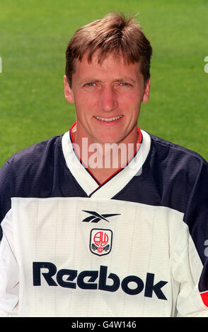 JIMMY PHILLIPS BOLTON WANDERERS FC 05 September 1994 Stock Photo - Alamy