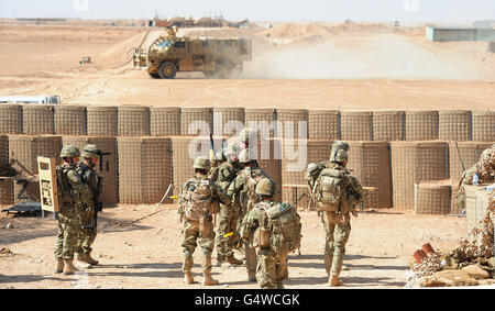 British troops training at Camp Bastion in Afghanistan Stock Photo - Alamy