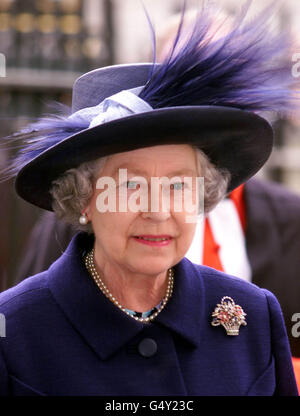 The Queen, Head of the Commonwealth arrives Stock Photo - Alamy