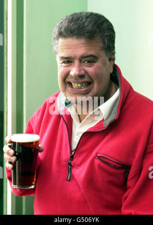 Paul Henry who played Benny in Crossroads is pictured as idle Jack in ...