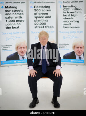 Mayor of London Boris Johnson sets off for City Hall after launching ...