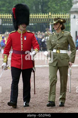 Australian Guards Palace Stock Photo: 106391713 - Alamy