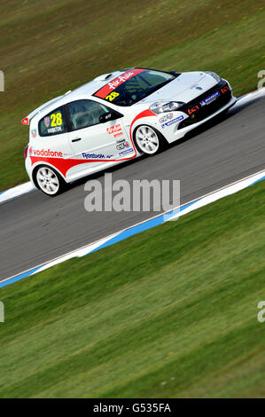 Nic Hamilton, Renault Clio Sport 220 Trophy, Renault UK Clio Cup, BTCC ...
