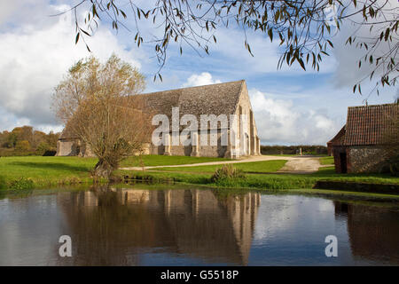 UK, Oxfordshire, Faringdon, Great Coxwell, 14th century Tithe Barn ...