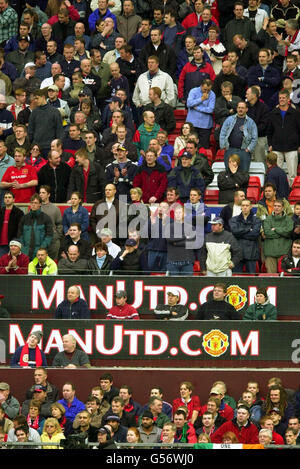 ManU v Leeds Fans Stock Photo - Alamy