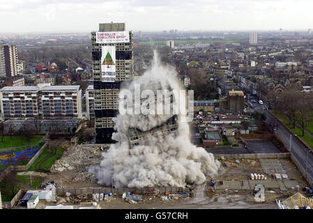 NIGHTINGALE ESTATE HACKNEY LONDON Stock Photo - Alamy