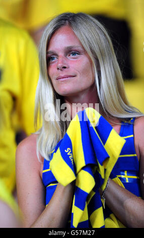 UEFA EURO 2012 game Sweden vs England Stock Photo - Alamy