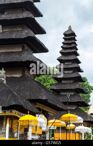 new temple building Bali Indonesia Stock Photo - Alamy