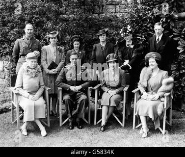 Royalty - Princess Elizabeth 18th birthday Stock Photo - Alamy