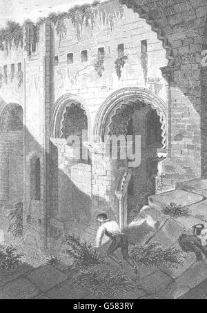 Rochester Castle - Interior Stock Photo - Alamy