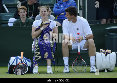 Great Britain's Kenneth Skupski and Melanie South in their doubles ...
