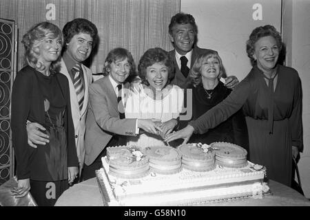 NOELE GORDON, RONALD ALLEN, ROGER TONGE, JANE ROSSINGTON, PAUL HENRY ...
