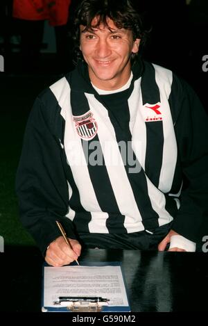 Grimsby Town. Ivano Bonetti Stock Photo - Alamy