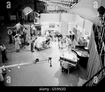 broadcast,television,television set,Bush TV 12,tabletop television set ...