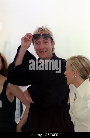 Rhys Ifans Film: Human Nature (2001) Characters: Puff Director: Michel ...