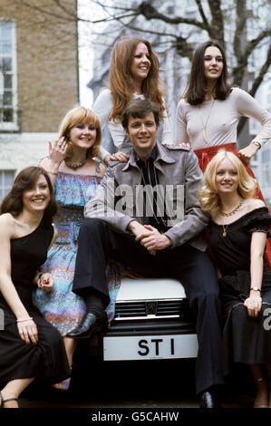 RETURN OF THE SAINT Ian Ogilvy as Simon Templar in the revived TV Stock ...