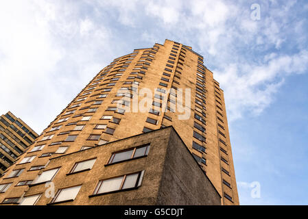 Apartment building with Generic architecture Stock Photo - Alamy