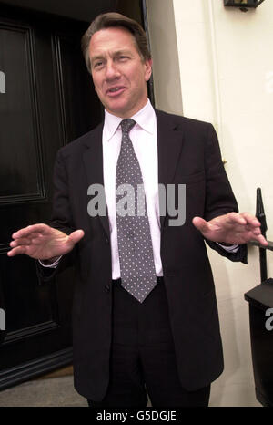Michael Portillo at home in London. pic David Sandison 14/11/2006 Stock ...