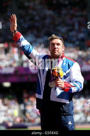 Great Britain's Dan Greaves in action during the Men's Discus F44 Final ...