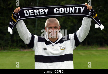 Footballer Fabrizio Ravanelli (left) shows off his new colours at a ...