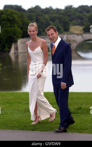 Matthew Freud and Elisabeth Murdoch after their wedding at Blenheim ...