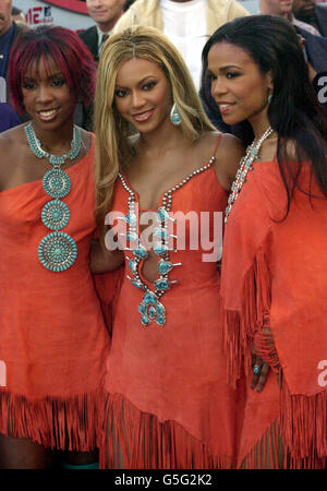 American R'n'B band Destiny's Child performing on stage at the CC Club ...