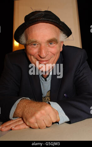 Actor Ken Campbell Stock Photo - Alamy