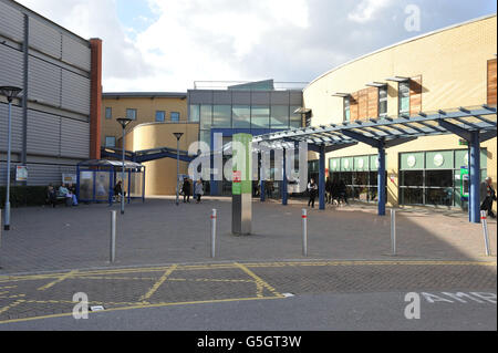 A view of the main entrance at Queen's Hospital, Rom Valley Way ...