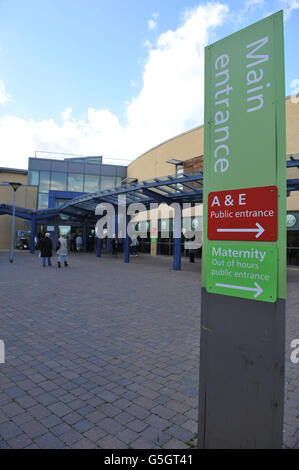 A view of the main entrance at Queen's Hospital, Rom Valley Way ...