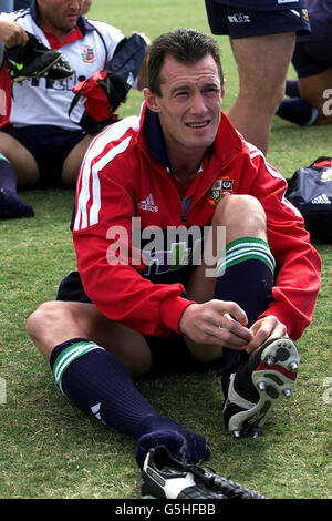 British Lions - Robert Howley in action against Queensland Reds in the ...