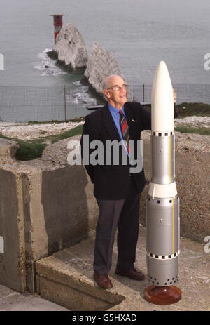 Isle of Wight rocket scientist Ray Wheeler with a full-size model of ...
