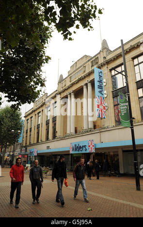 Allders department store in Croydon High Street Stock Photo - Alamy