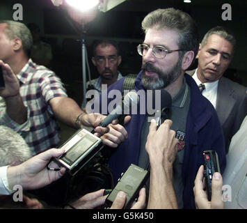 Gerry Adams and Fidel Castro Stock Photo - Alamy