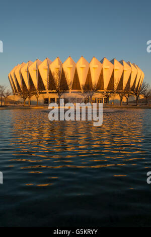 Hampton Coliseum Virginia VA Stock Photo - Alamy