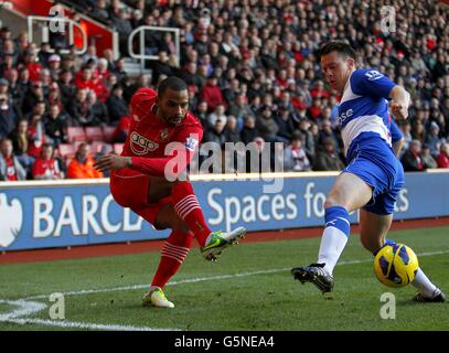 Reading's Nicky Shorey (right) and Southampton's Jason Puncheon (left ...