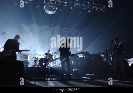Spiritualized at Brixton Academy. Lead singer Jason Pierce performing ...