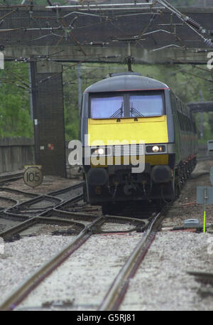 Potters Bar station re-opens Stock Photo - Alamy