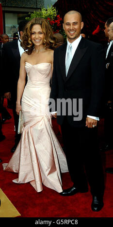 Jennifer Lopez and Chris Judd arriving at the 2001 MTV Video Music ...