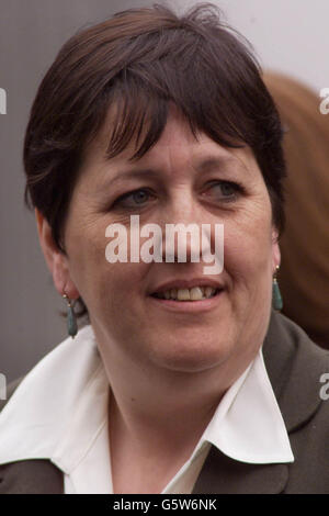 Lynn Cobb, the first wife of killer Tony Jasinskyj at Winchester Crown ...