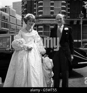 Duke of Norfolk s daughter actress Marsha Fitzalan marries actor ...